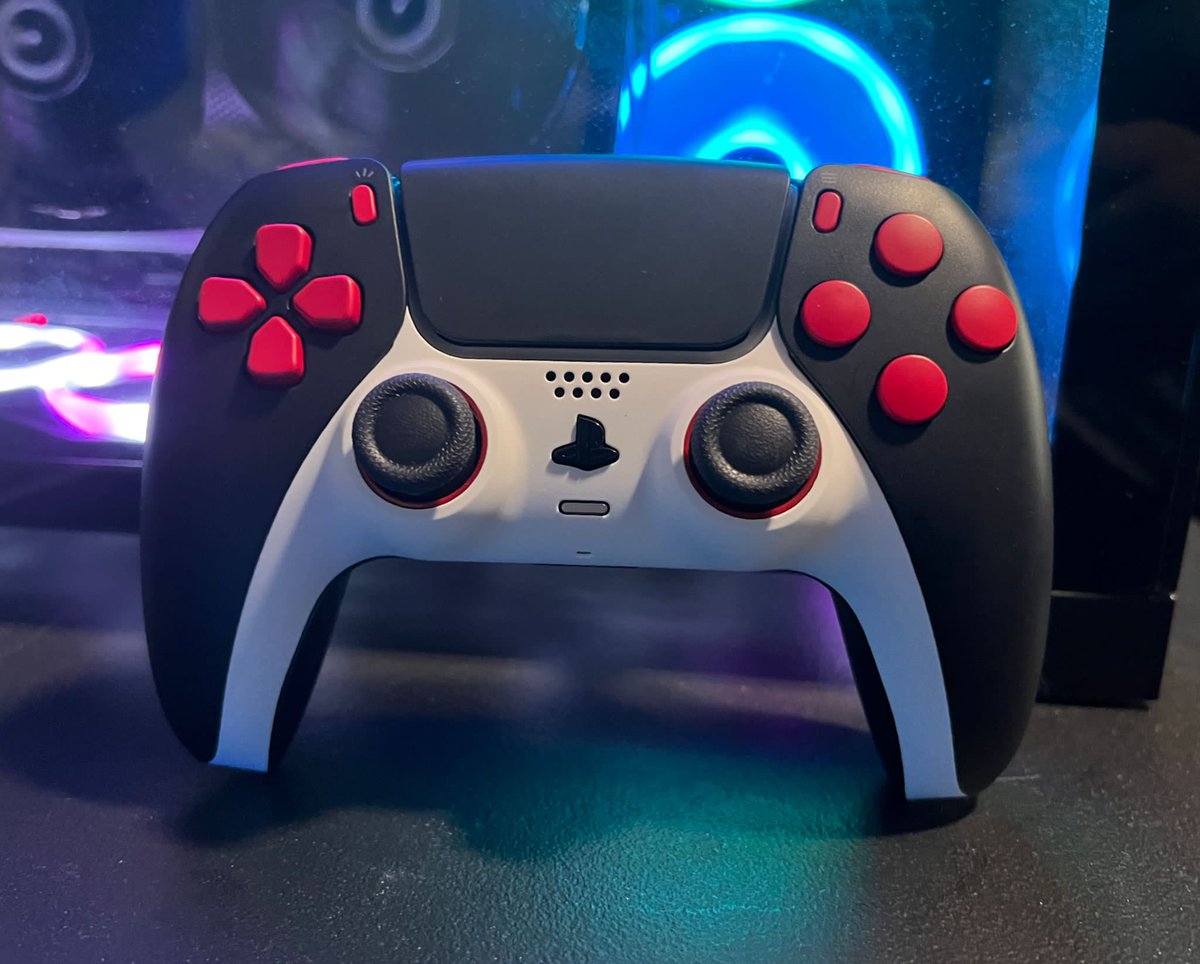 Pulze Controllers on Twitter: "Look at this masterpiece! @JineteGaming inspired controller. What ...
