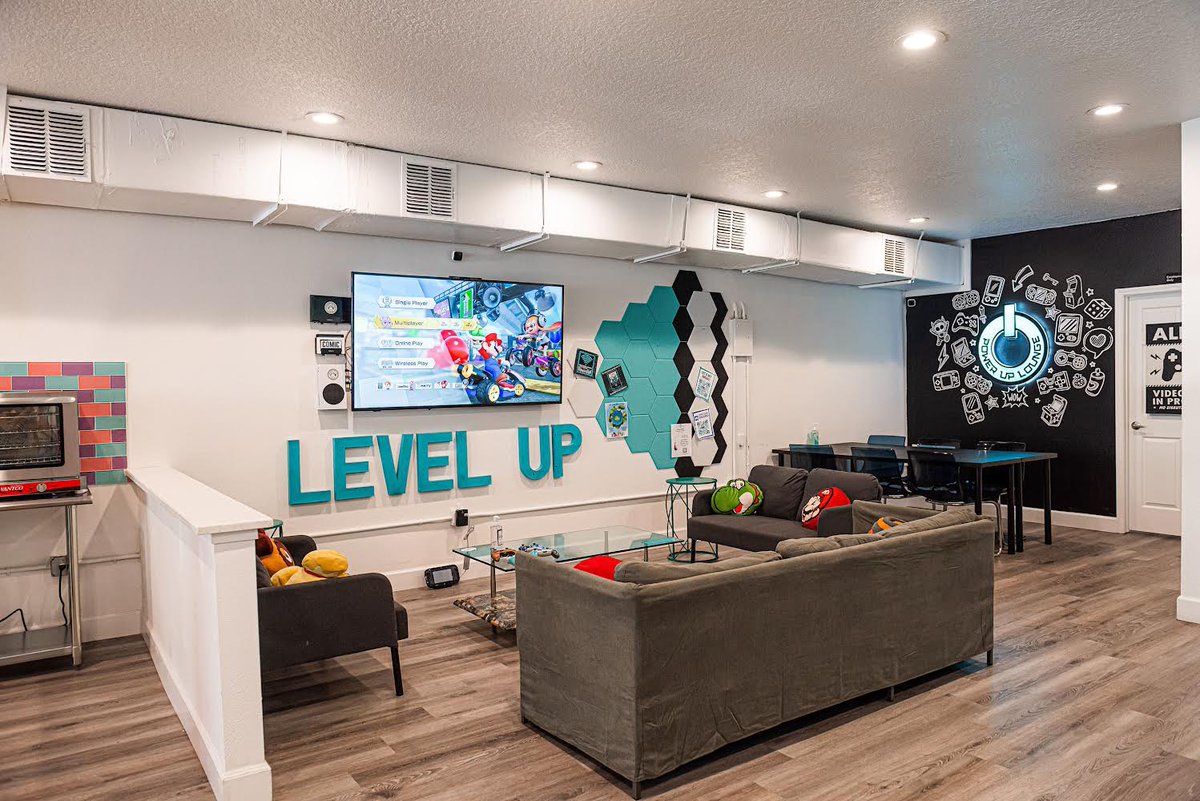 Comic Controllers on Twitter: "Our video game lounge could really use some new couches! Since ...