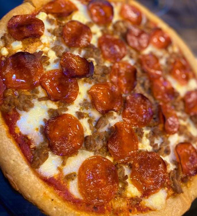 Home Cooking VS Fast Food on Twitter: "Pepperoni and Sausage Pizza 🍕 http ...
