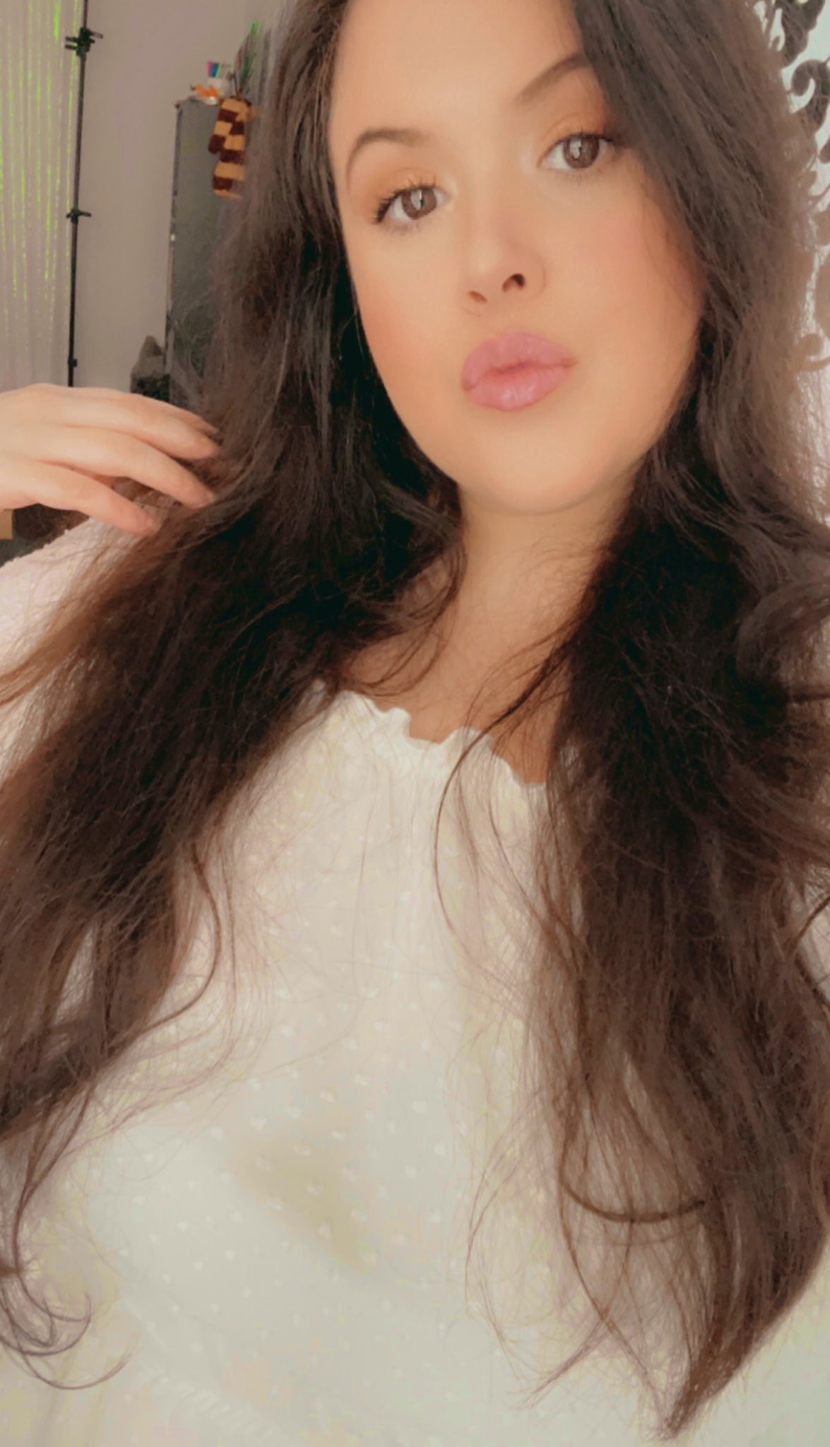 Findom Bully 🇨🇦 on Twitter: "On your knees whenever you see Me on your timeline. Kneel, simp ...