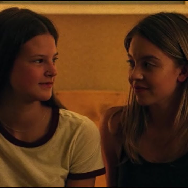 lezgirlstore on Twitter: "Série: Everything Sucks você pode assistir pelo nosso Telegram."