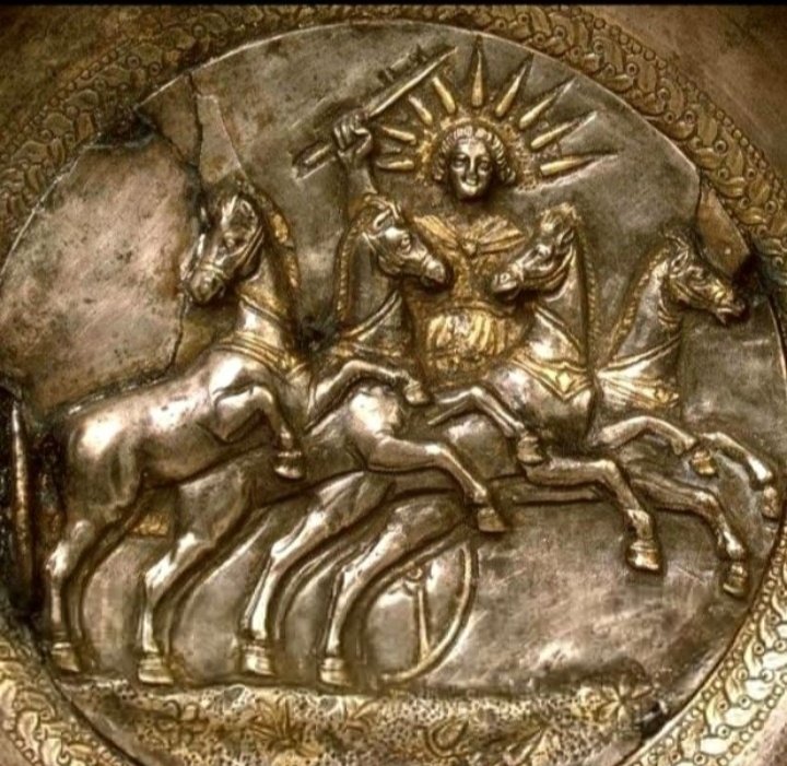 13 MOONths, 364 Days + 1 Day of Rest🧵 The Ancient Roman Calendar was ...