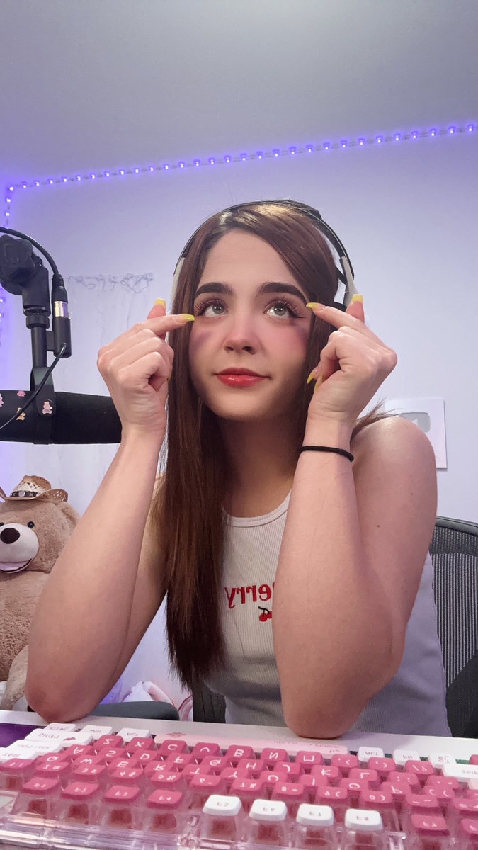 Staryuuki on Twitter: "🔴 VIENDO LOS MEJORES CLIPS DE TWITCH 🔴 #DomingoDeDiscord https://twitch ...