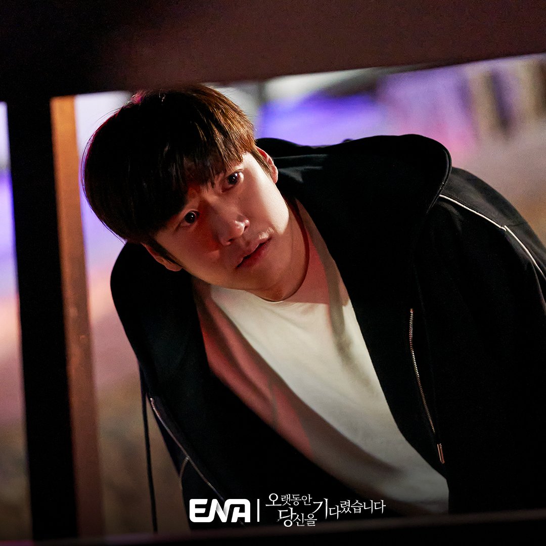 ENA on Twitter: "완벽 캐릭터 변신👍🏻 ENA 수목드라마 오랫동안 당신을 기다렸습니다 7월 26일 (수) 밤 9시 첫방송 #ENA #ENA드라마 #오랫동안당신을 ...