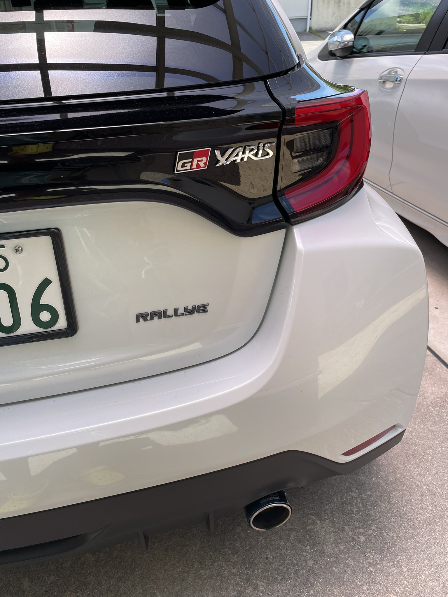 つばさ@GRヤリス(RS) on Twitter: "GRヤリスRSに海外仕様のみ付けられている「RALLRE」エンブレムを装着しました😊 https://t.co/cGzhNc9LAy ...