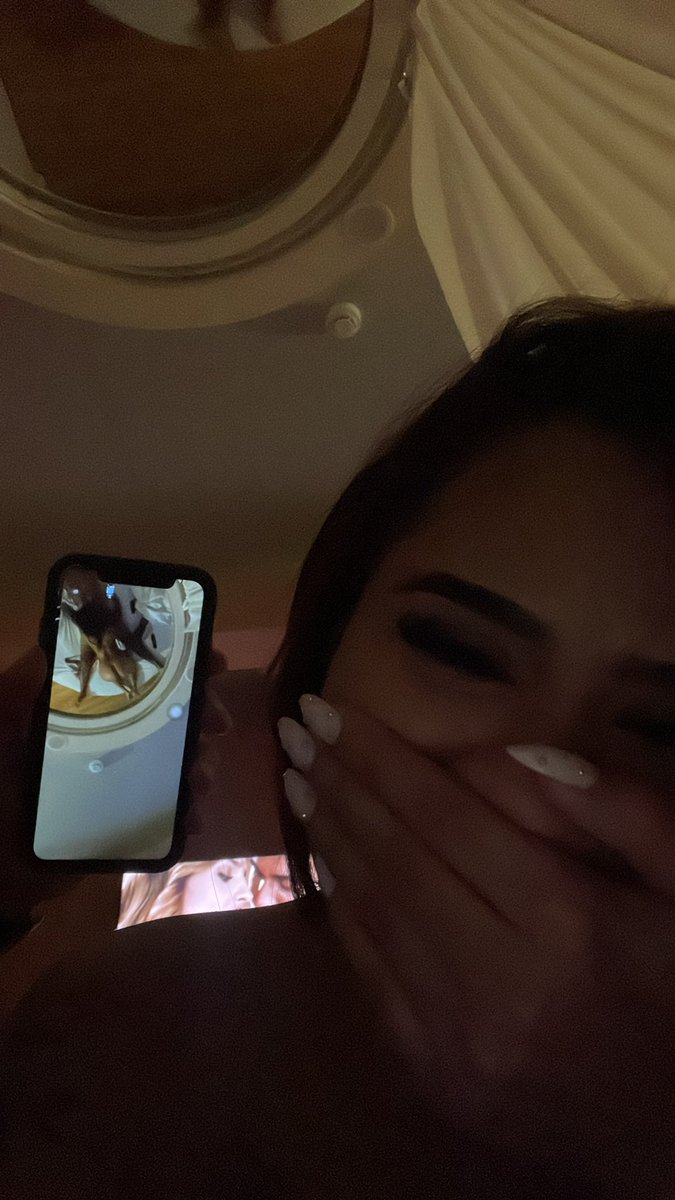 La Apoteósica👑 on Twitter: "Nuevo video ! https://fans.ly/Genesisbaquero"