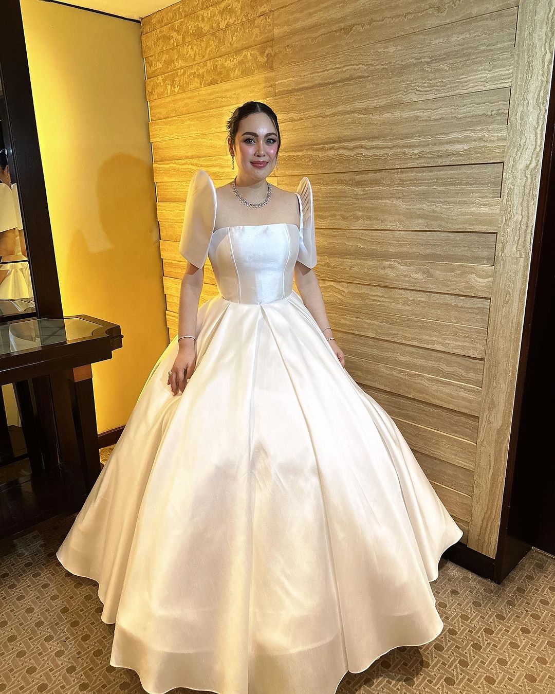 Claudine Barretto Wedding Gown