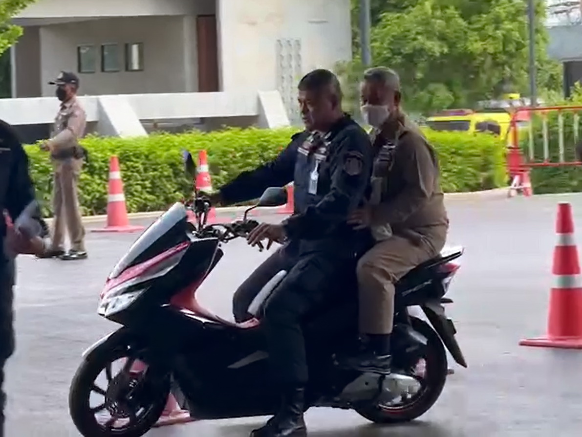 Thai Enquirer on Twitter: "Senator Kittisak Rattanawaraha said he would vote for the Pheu Thai ...