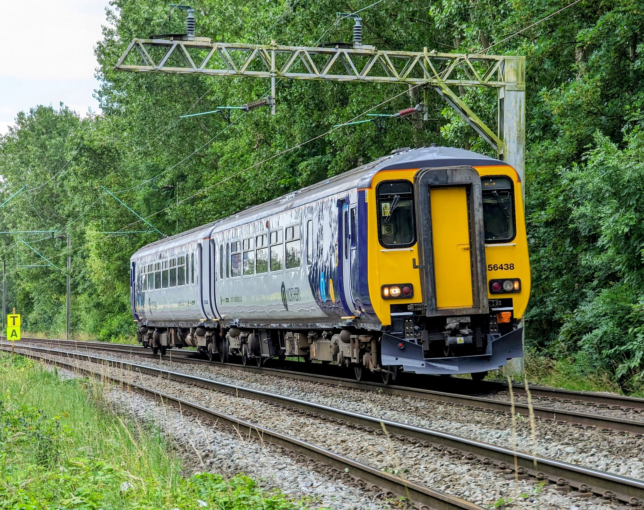 DOTS (Down On The Stour) on Twitter: "Northern Rail in the Midlands 🤔 156438 passes Park Lane ...