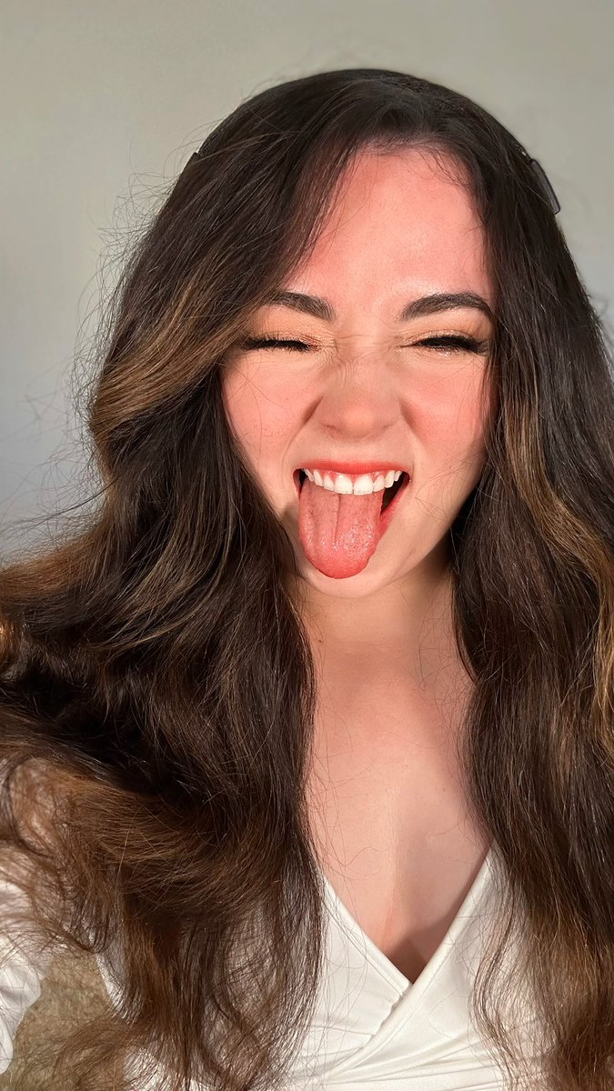 Athena on Twitter: "Feeling like myself again 🥹"