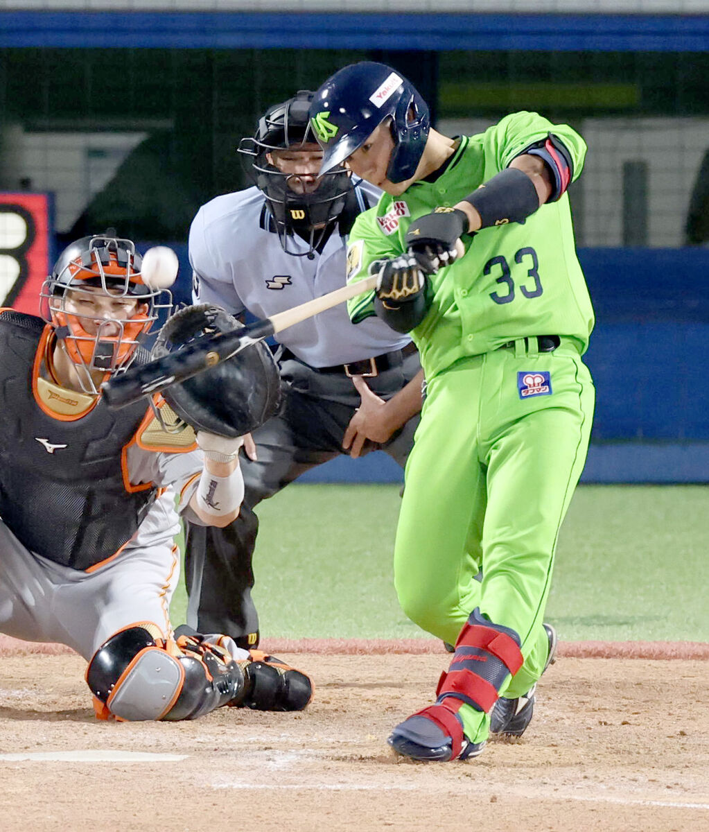 スポーツ報知 プロ野球取材班 On Twitter 【 ヤクルト 】内山壮真がプロ初の1戦2発 逆転許した直後の逆転満弾に「もう1度流れを引き寄せるためにも打ちたかった」 東京ヤクルト