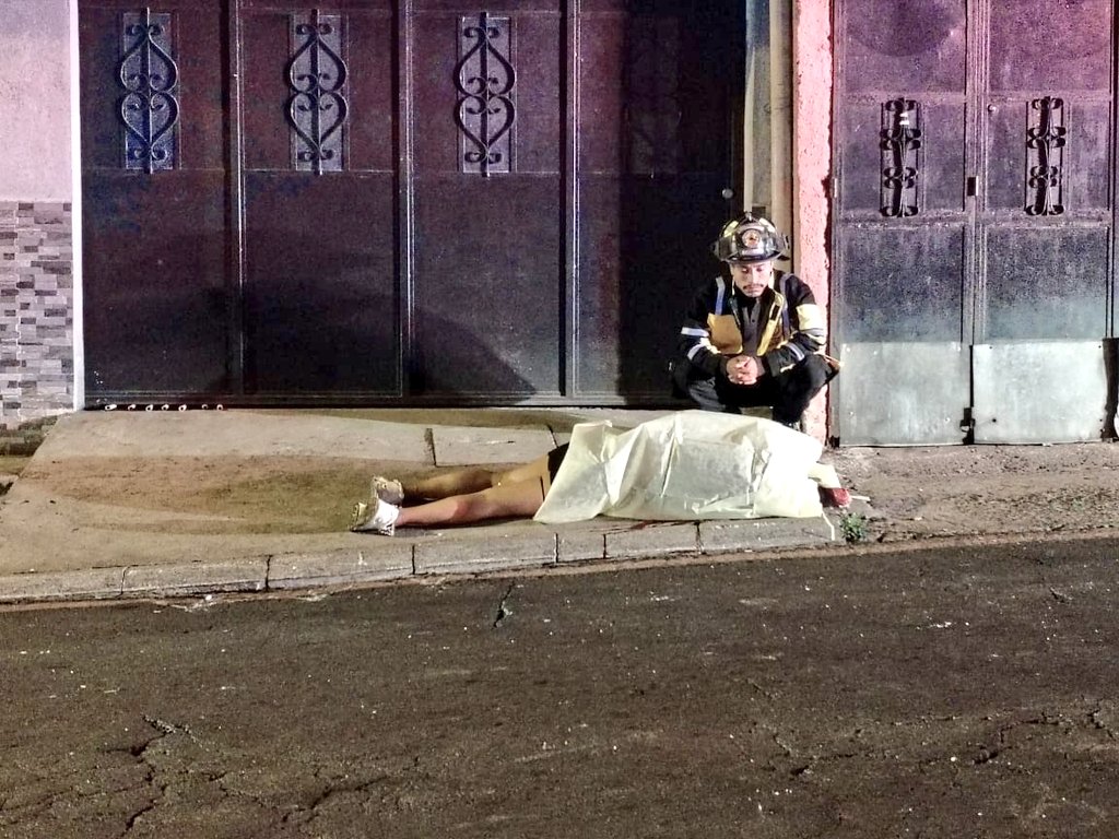 Víctor Bolaños on Twitter: "Dos mujeres fueron asesinadas en la 9na. Avenida "A" y 8va. Calle ...