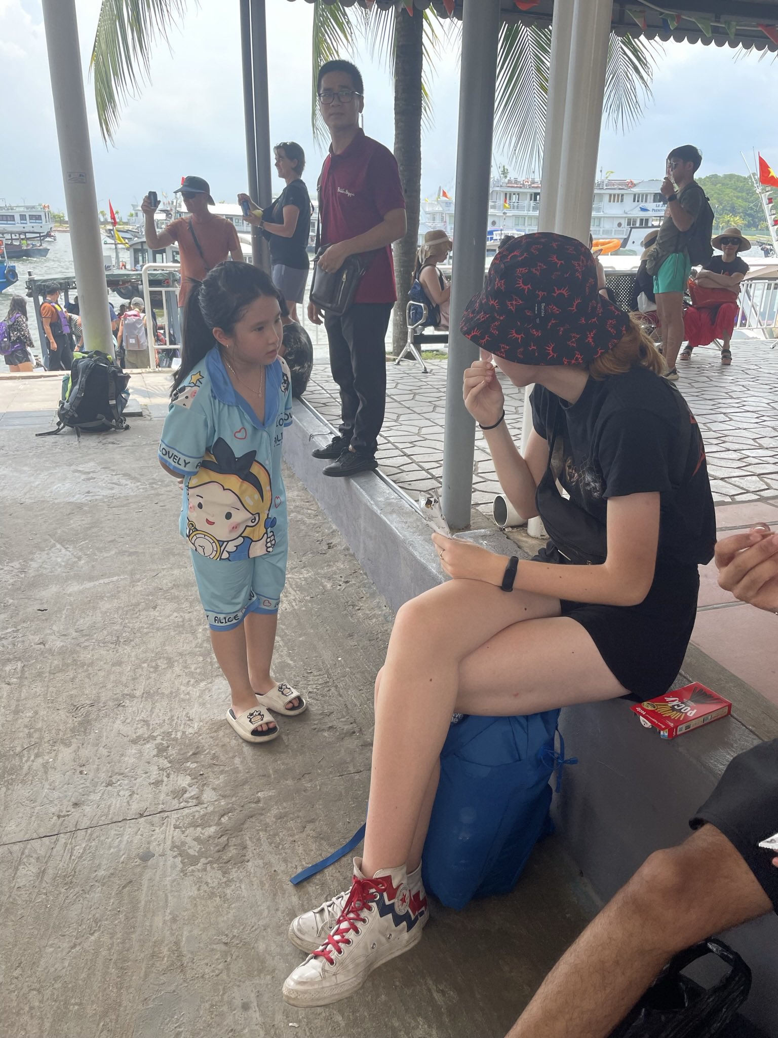 QMGS_SEA_Expedition on Twitter: "A priceless moment: One of our students conversing with a local ...