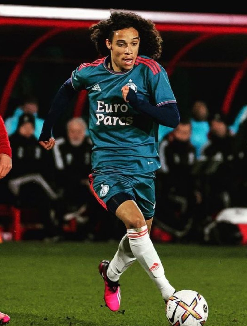 Feyenoord Youth Watcher on Twitter: "Gjivai Zechiel strikes out because of his special, calm ...