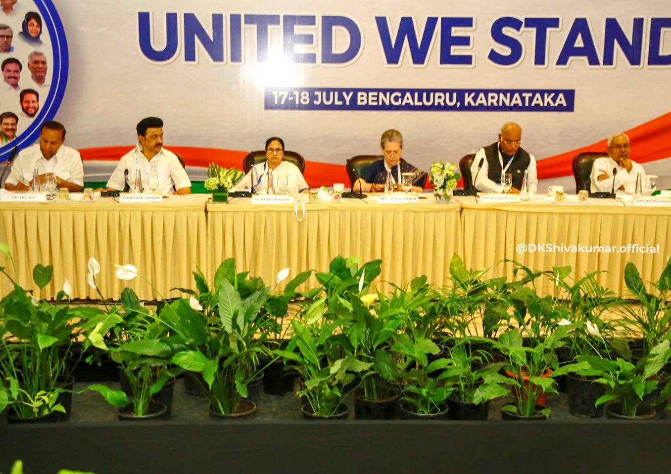 Rohan Dua on Twitter: "With such strong camaraderie & show of solidarity over issues ranging ...