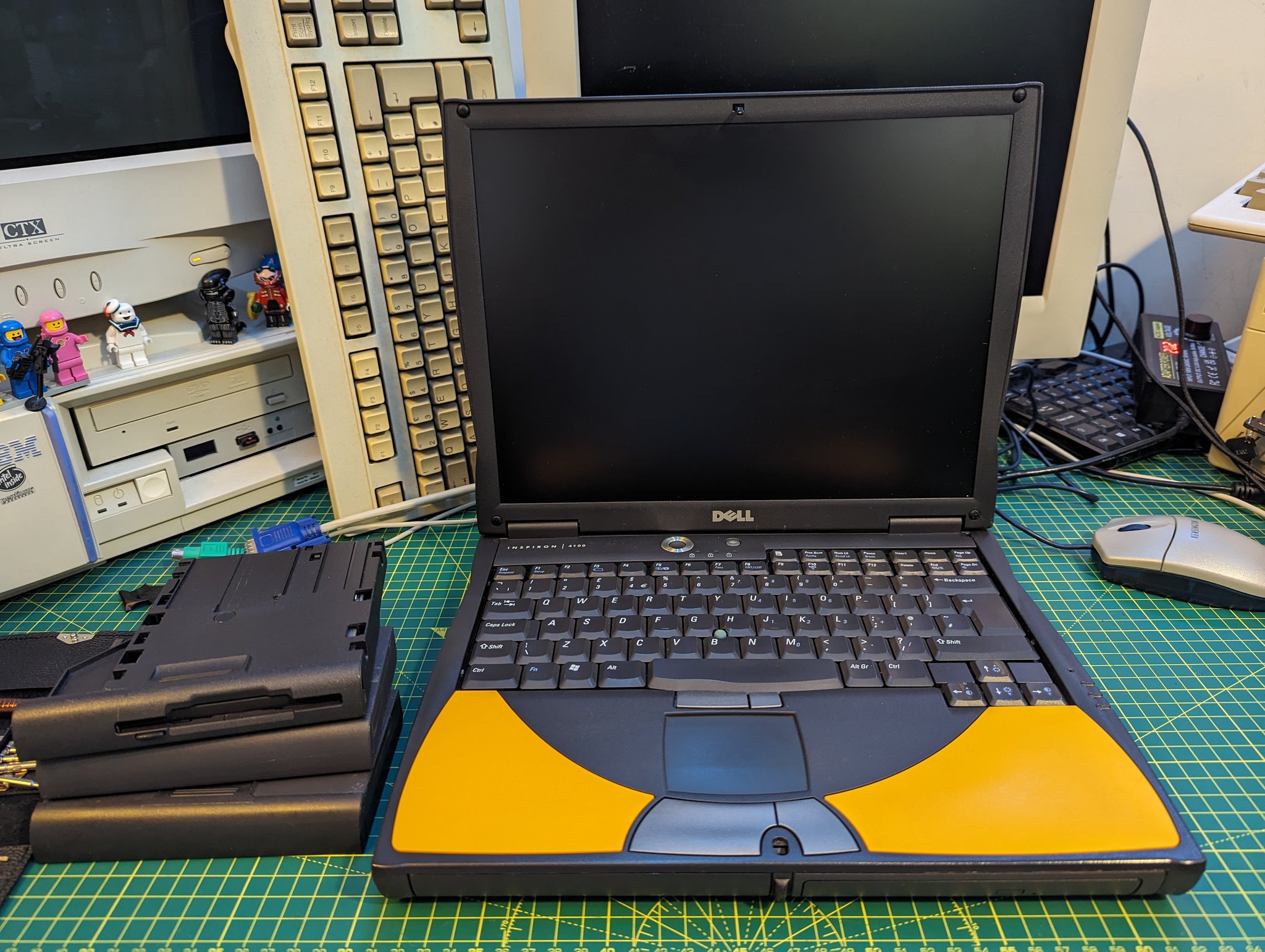 Dell Inspiron 8000