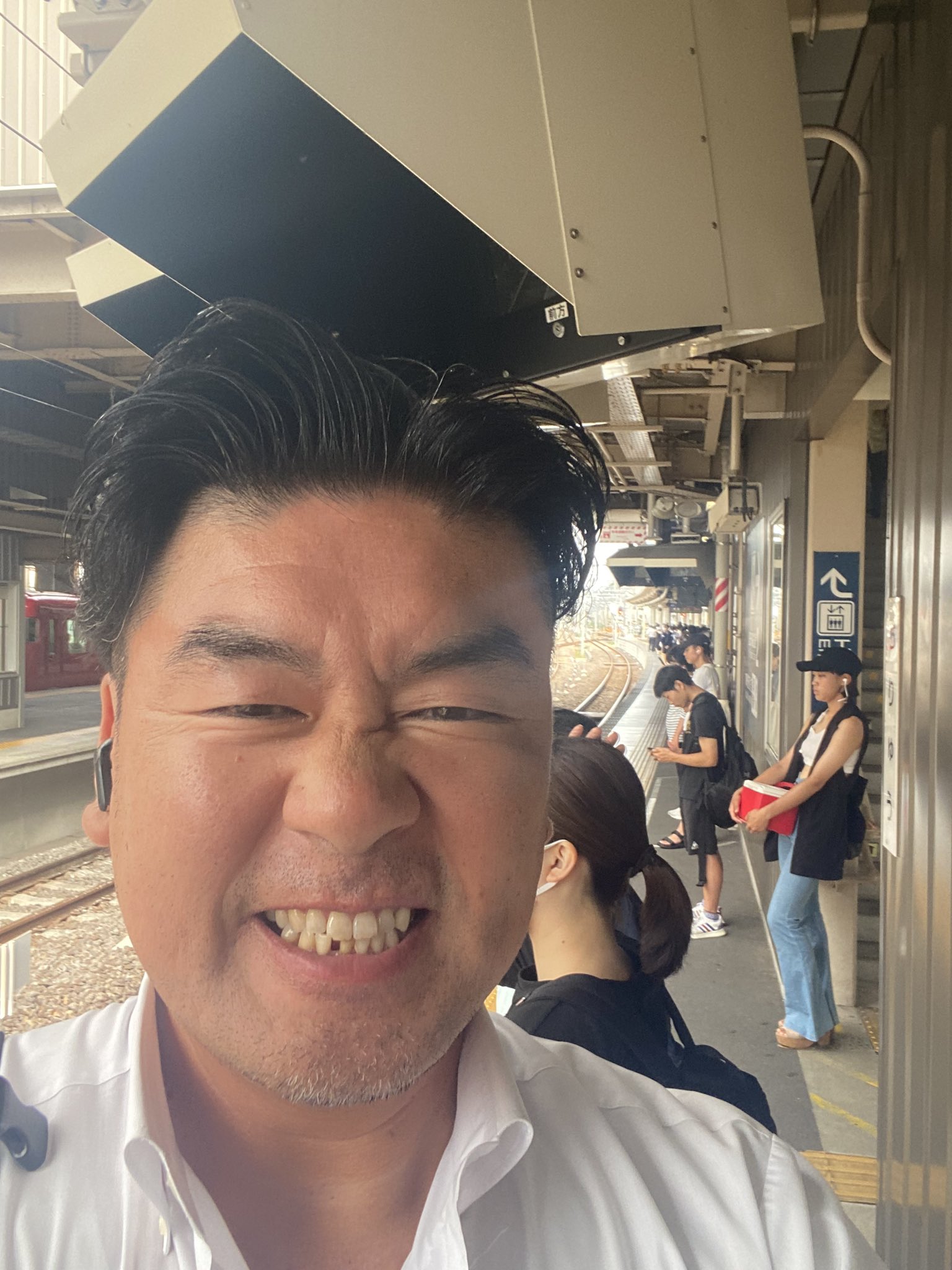 鈴木健三kenso On Twitter 鈴木健三人間ドック。身長190センチ、体重10キロ増!120キロウエスト6センチ増!120センチ。こんなもん1ヶ月で戻してやるぜ