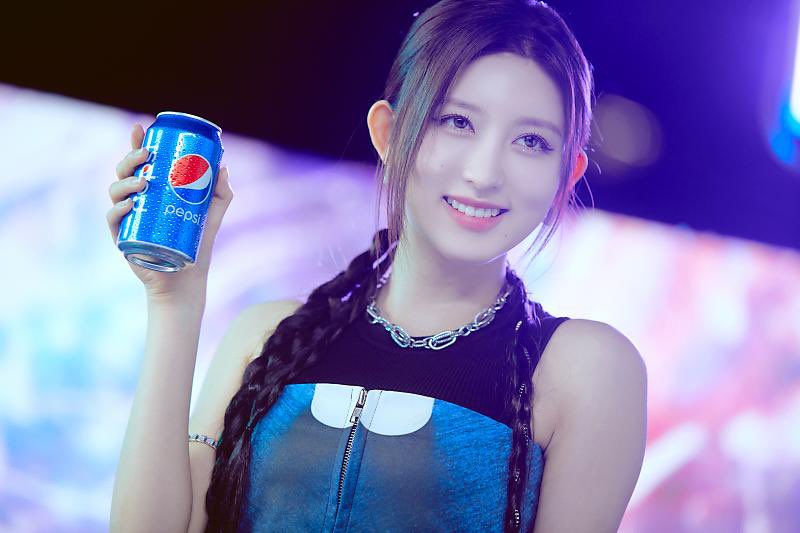 GAEUL DATA on Twitter: "📸 [PHOTO] 230718 2023 PEPSI X STARSHIP CAMPAIGN | GAEUL CUT (1/3) 🔗http ...