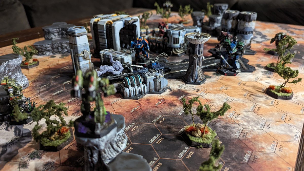 David North on Twitter: "Is my setup good enough to play #Battletech on now?"