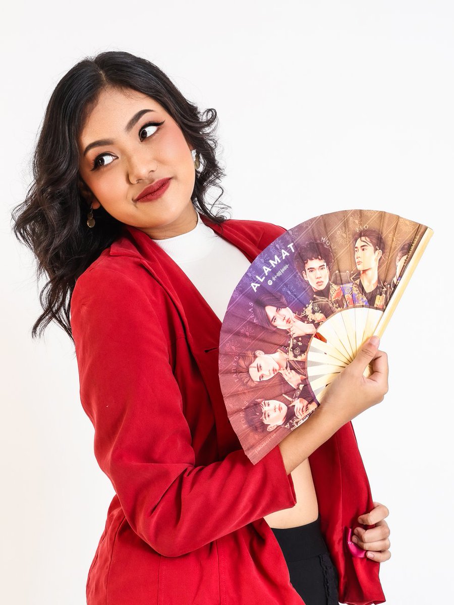 gwy(neth) 🏳️‍🌈 on Twitter: "i also want to share some of my graduation photos. i didn’t get a ...