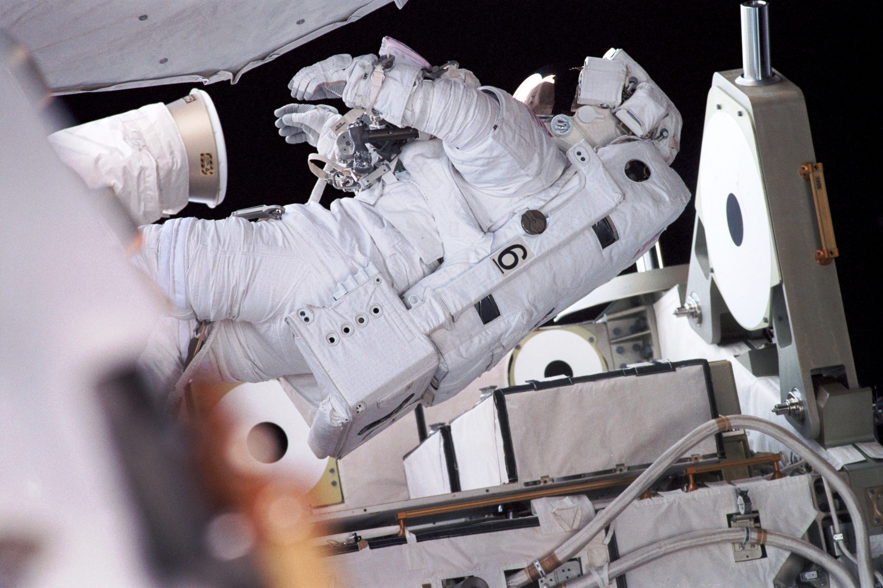 Astro Info Service on Twitter: "STS-104 EVA 2 (6hr 29min) OTD in 2001. The 66th Shuttle EVA ...