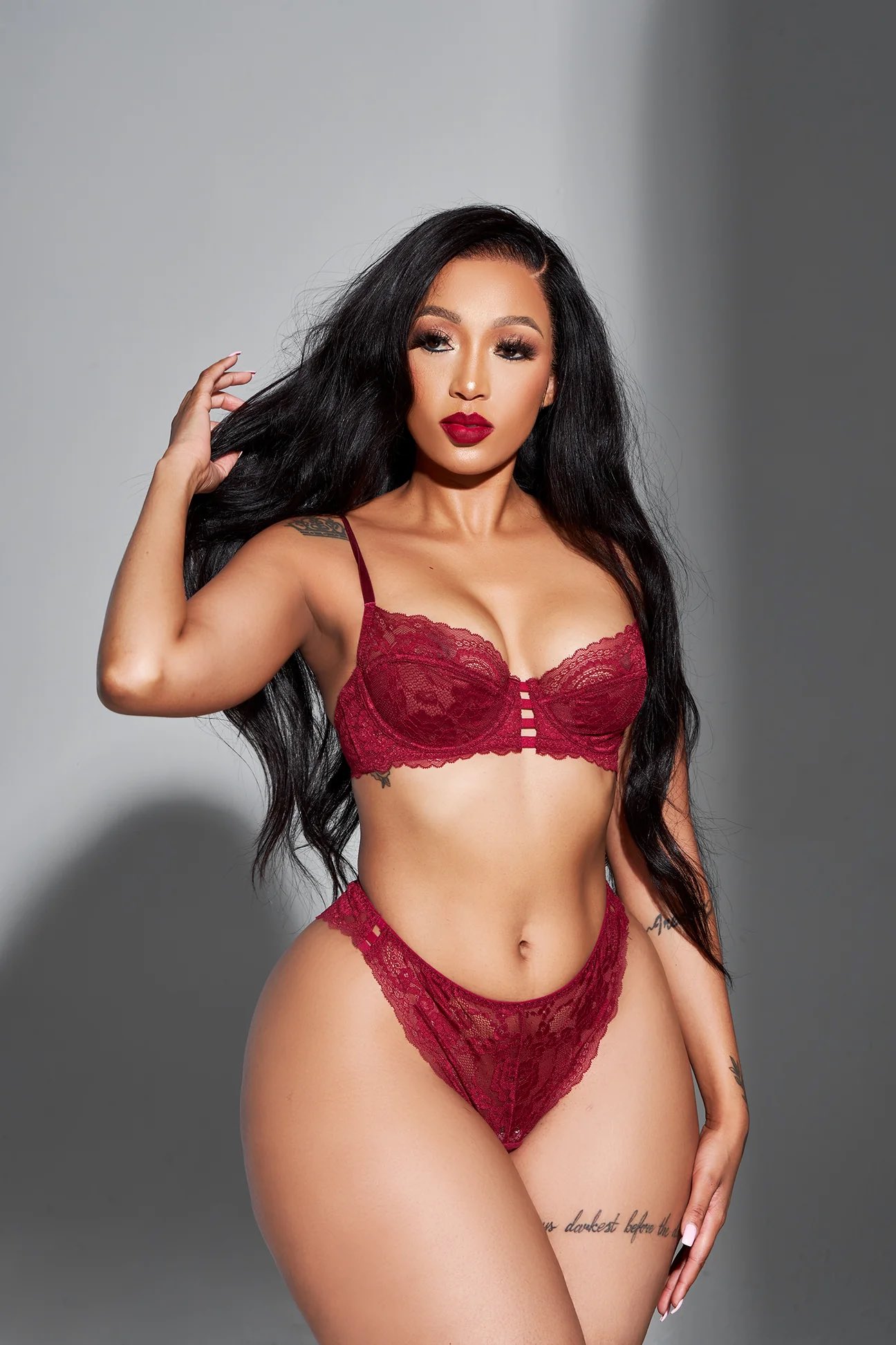 Thando Thabethe on Twitter: "@Sibz_Jolie for @thabootys …Sibs is wearing the Sasa Set …available ...