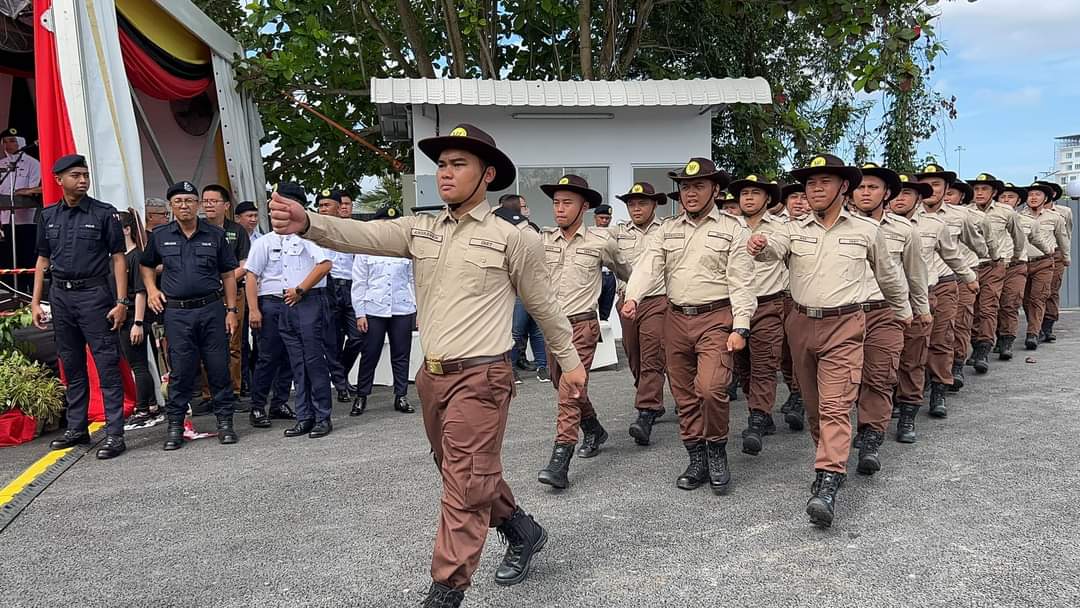 Datuk Jahat Hensem on Twitter: "Sarawak Security & Enforcement Unit, Department Of The Premier ...