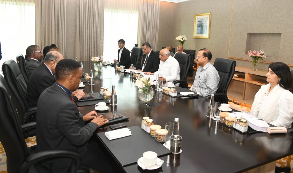 CMO Gujarat on Twitter: "Minister of Finance of South Africa Mr.Enoch Godongwana, along with a ...