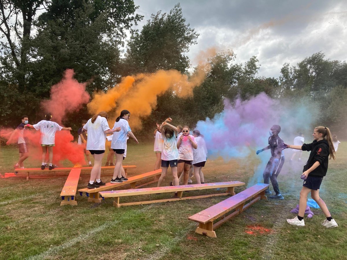 The Emmbrook School - Home