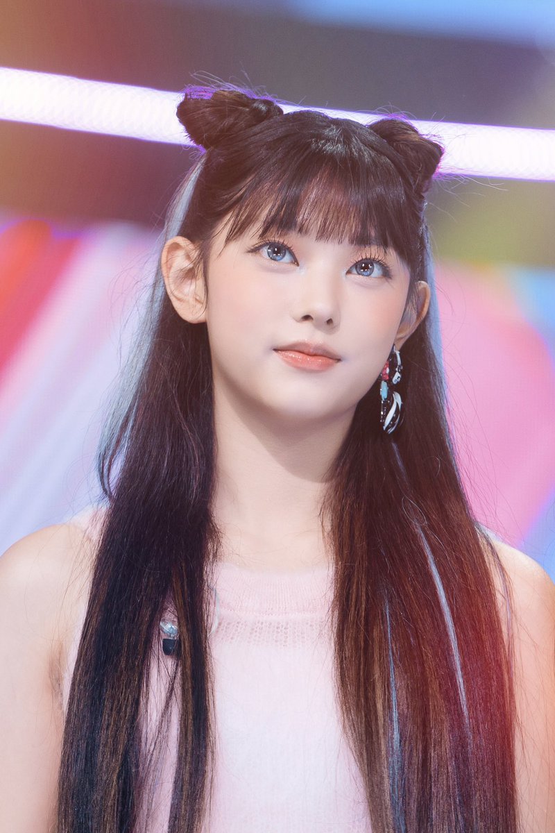 띵띠리 On Twitter 해린 훌쩍 커버렸어 함께한 기억처럼 널 보는 내 마음은 어느새 여름 지나 가을 기다렸지 All This Time