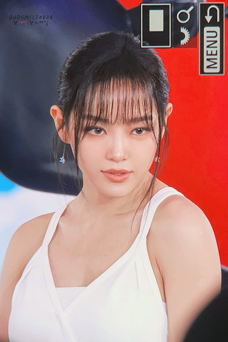 Yoon on Twitter: "When the Goddesses slayed! And went down to earth! Sexy and alluring. U ...