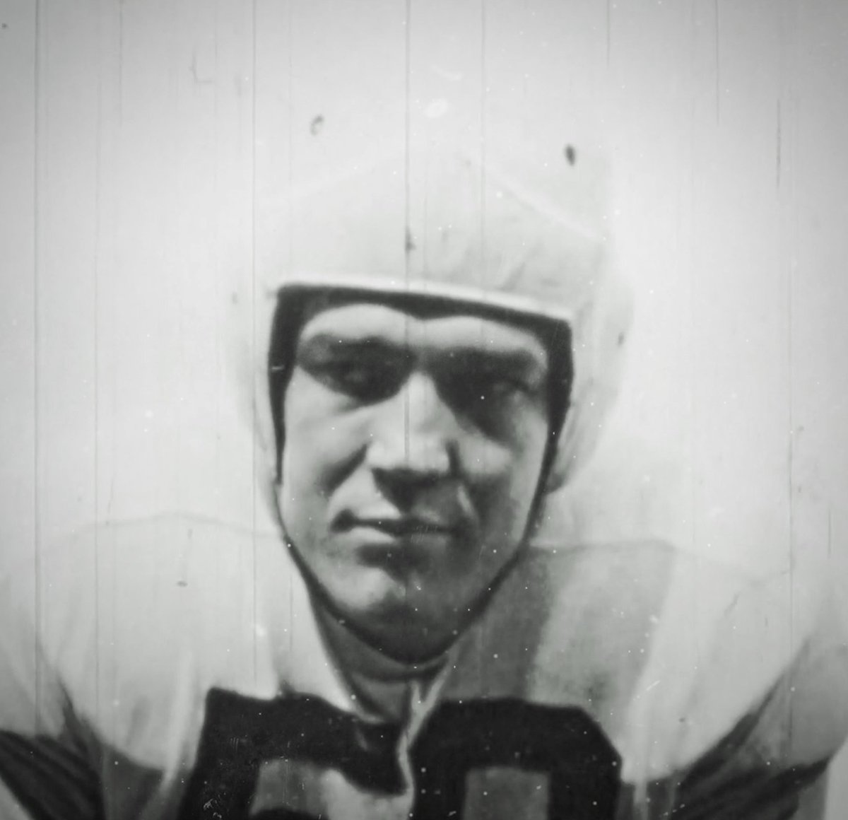 Anthony Poisal on Twitter: "The white helmets have arrived. #Browns"