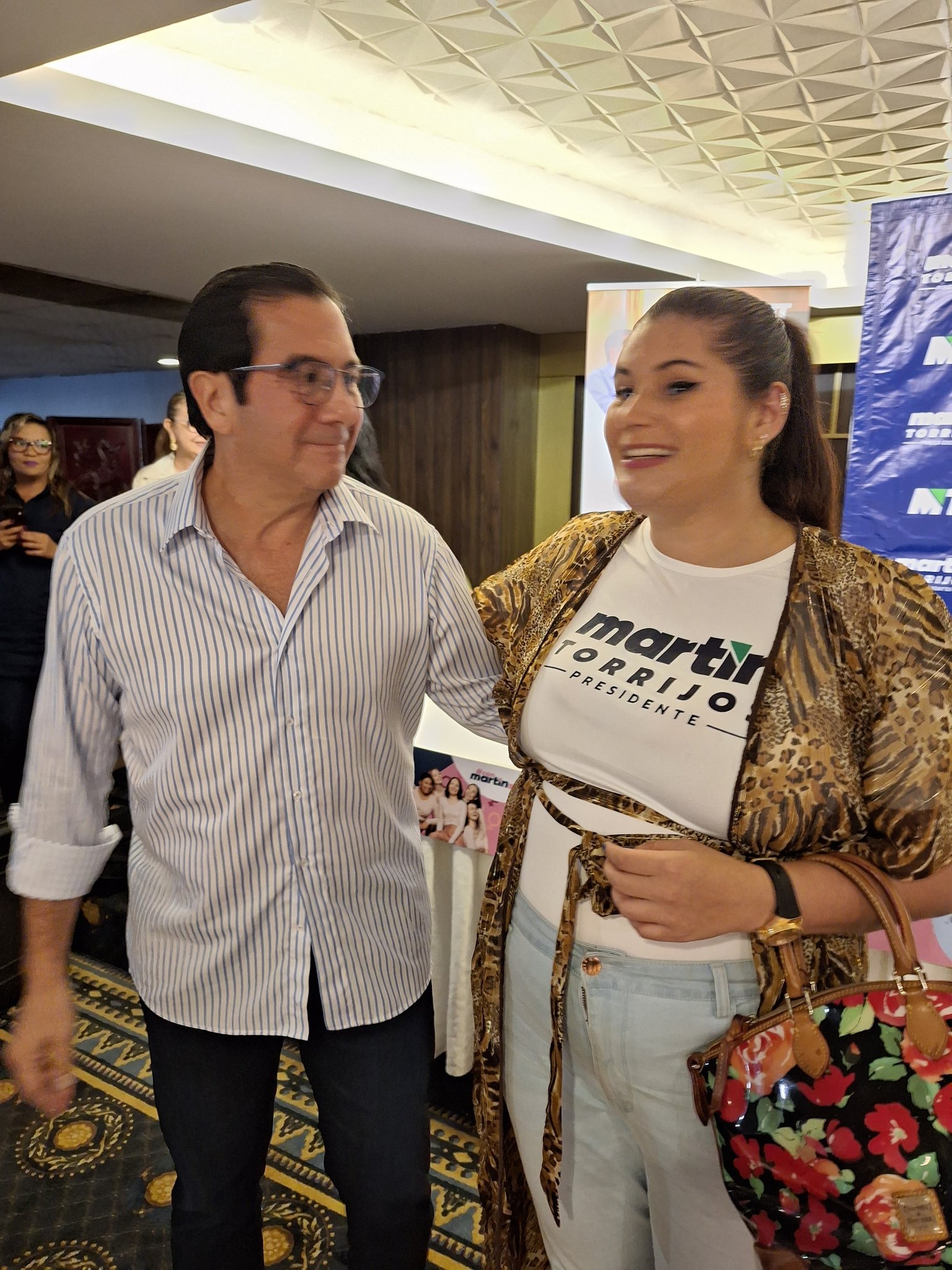 Carolina Isabel Fonseca Vera 🇵🇦 on Twitter: "¡Feliz cumpleaños a Martin Torrijos ! 🎉🎂 Deseándole ...