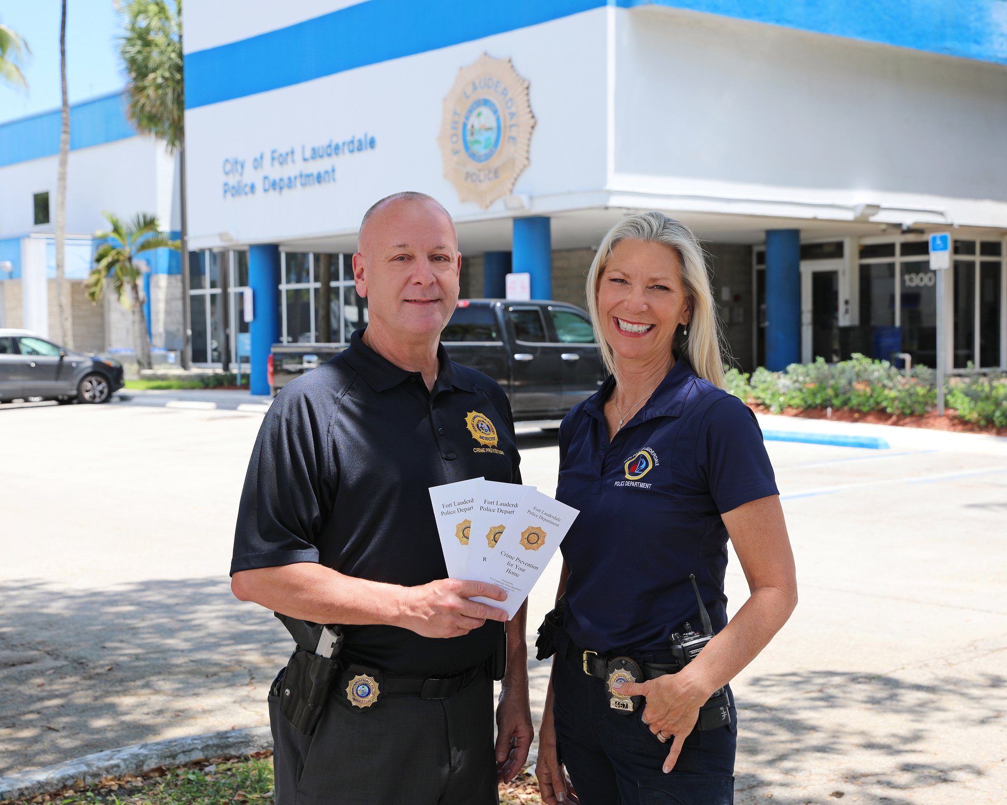 Fort Lauderdale Police on Twitter: "Meet Detective Gauntner and Detective Weymouth from #FLPD's ...