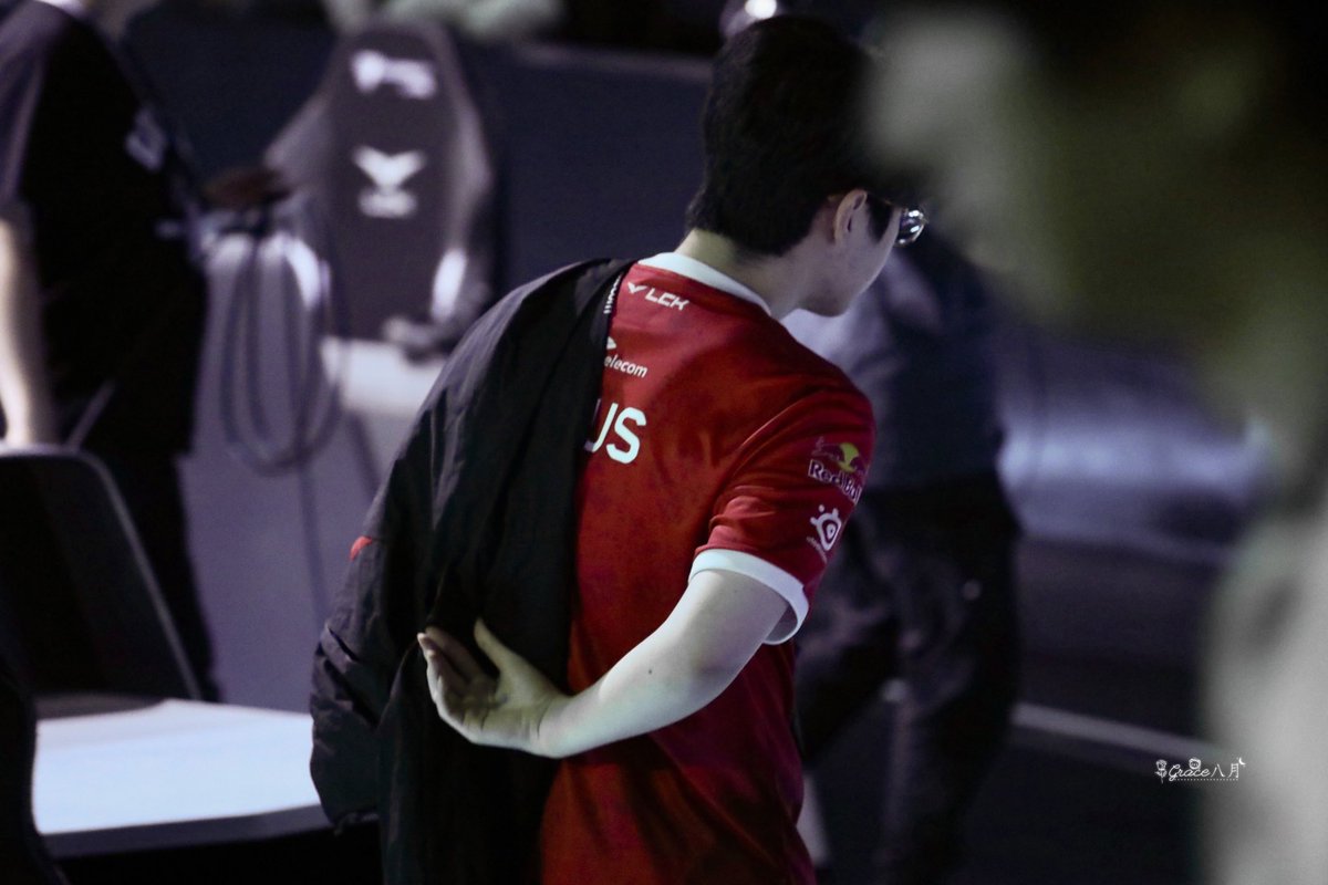 Graceee⚡️ on Twitter: "𝟐𝟎𝟐𝟑𝟎𝟕𝟏𝟔 Get back bravely. #제우스 #Zeus #최우제"