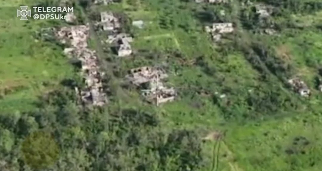 Martin Tuitero on Twitter: "7/1. Geoloc en 48,456717, 37,951820, Ozarianivka, S Bakhmut ...