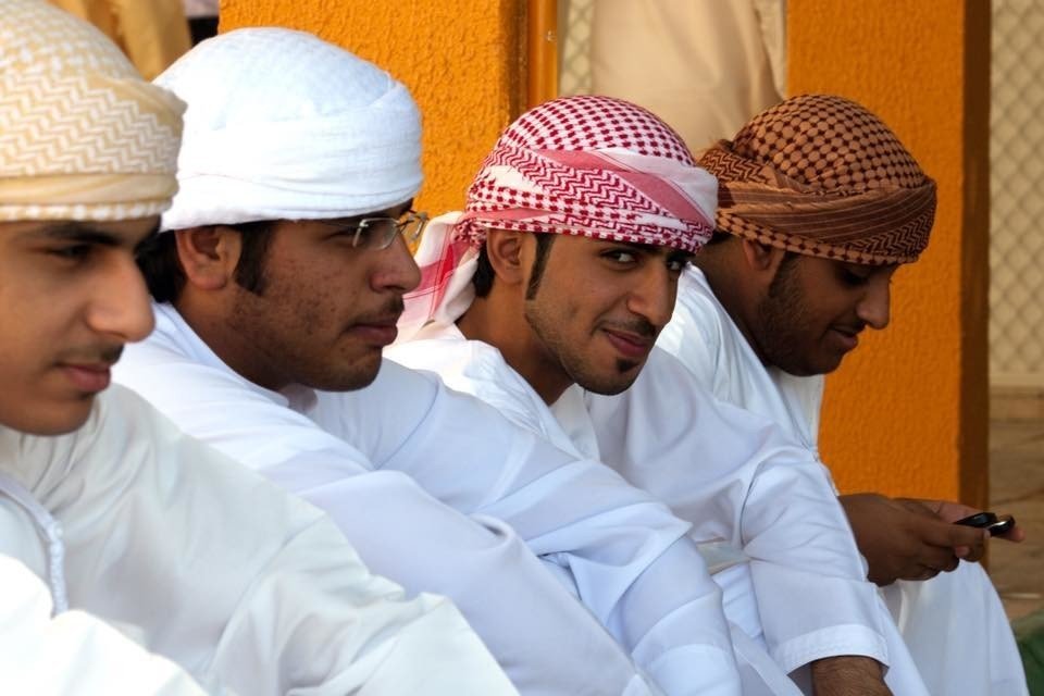 AVOID THESE THAWB MISTAKES 🧵 For various reasons, thawbs have become a ...