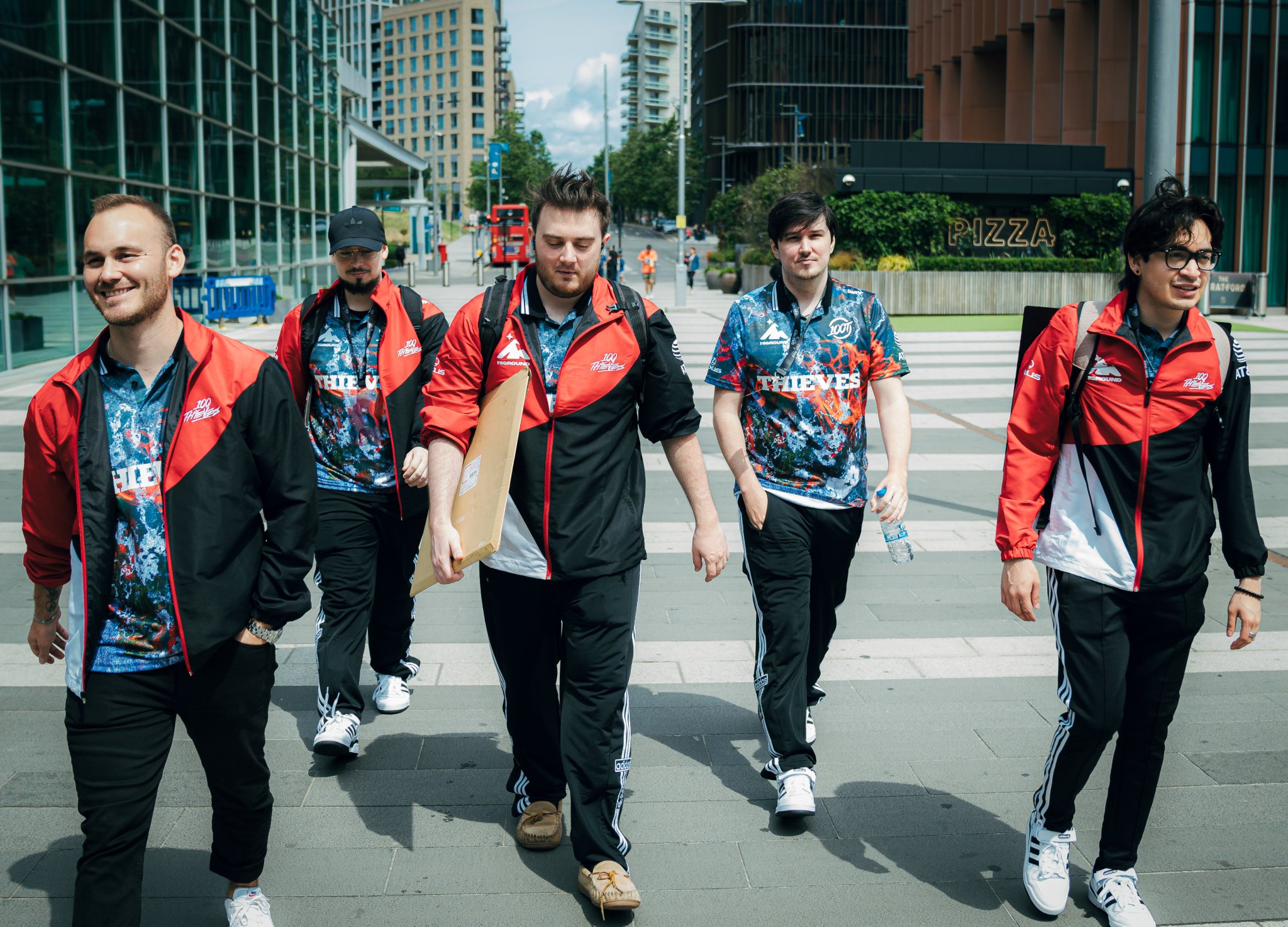 Logan Dodson on Twitter: "Had a blast with the @100T_Esports Apex squad in London this past ...