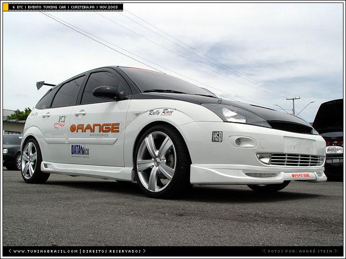 2000s Tuning BR on Twitter: "Ford Focus com kit aerodinâmico e rodas TSW Reflex"