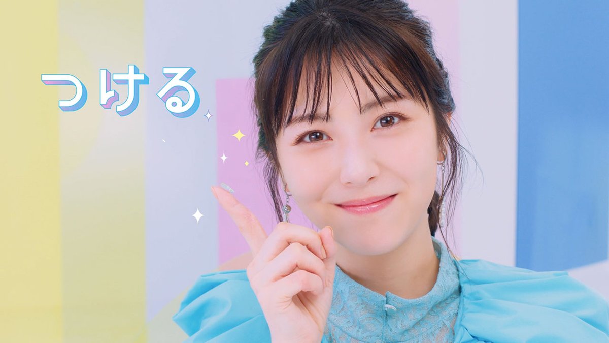 MAiDiGiTV on Twitter: "【新CM公開！】浜辺美波、華麗でキュートなハンドダンス披露 メニコン新CM「マジカル☆ハンドダンス」編 🎦映像はこちら↓↓ https ...