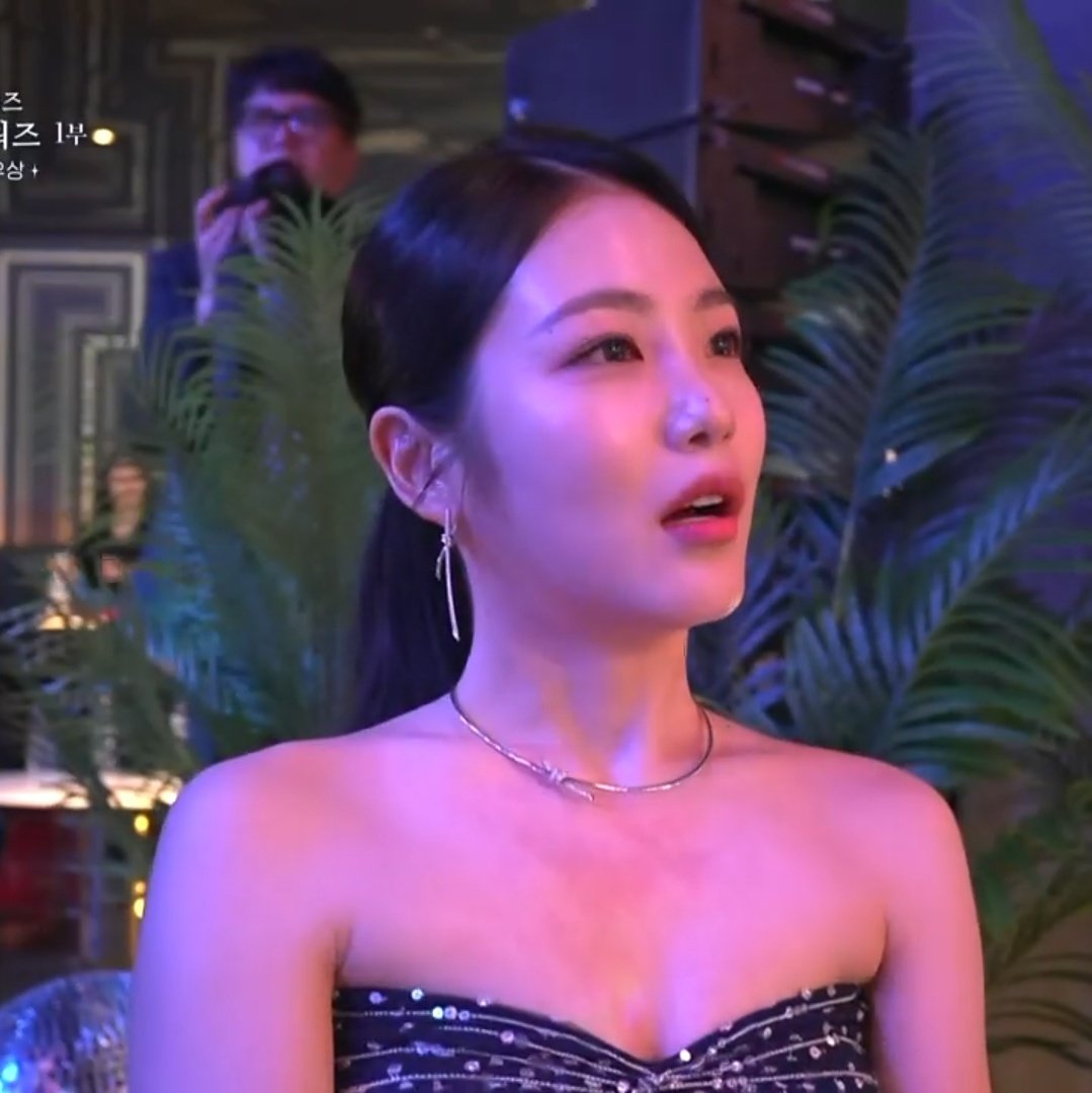 liy 🐢 on Twitter: "CONGRATULATIONS SHIN YEEUN FOR YOUR BEST NEW ACTRESS AWARDS OH GOD I AM ...