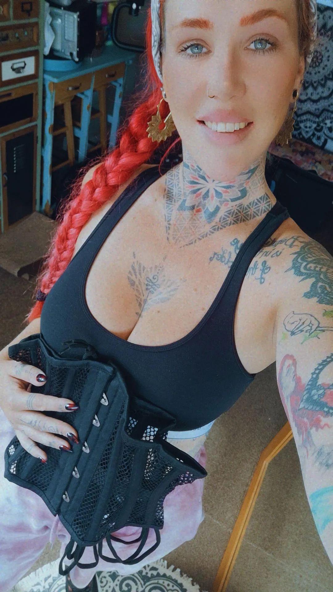 Mistress Red💋 Devon UK on Twitter: "Just got home to an amazon parcel... Opened it to realise it ...