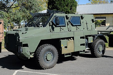 ⚙ 1 RGR based in Brunei operating ADF Bushmasters in Ex Pacific Kukri ...