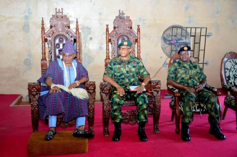 Nigerian Army On Twitter Goc 2 Division Charges Troops To Remain