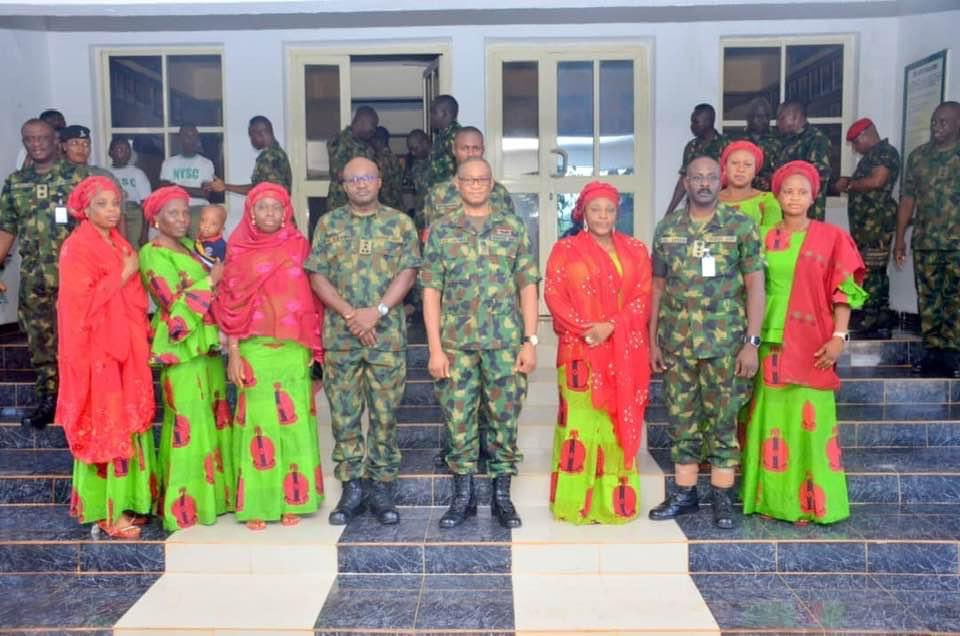 Nigerian Army On Twitter Goc 2 Division Charges Troops To Remain