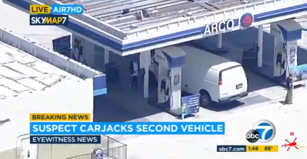 Abc7 Eyewitness News On Twitter Live Chase Suspect Carjacks A 3rd