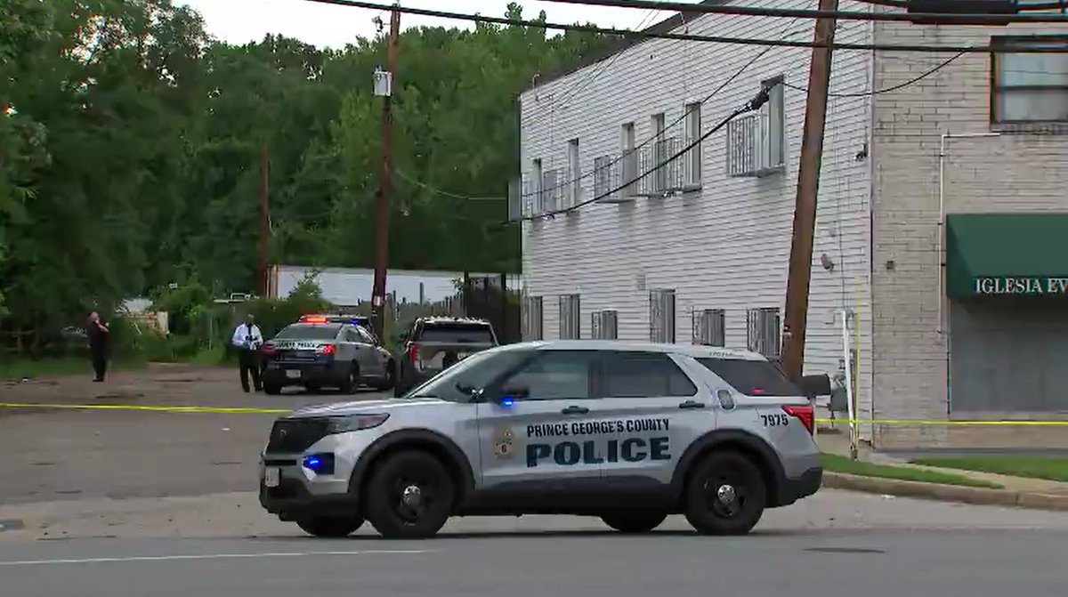 Allison Papson On Twitter Breaking Man Shot On The 1200 Block Of