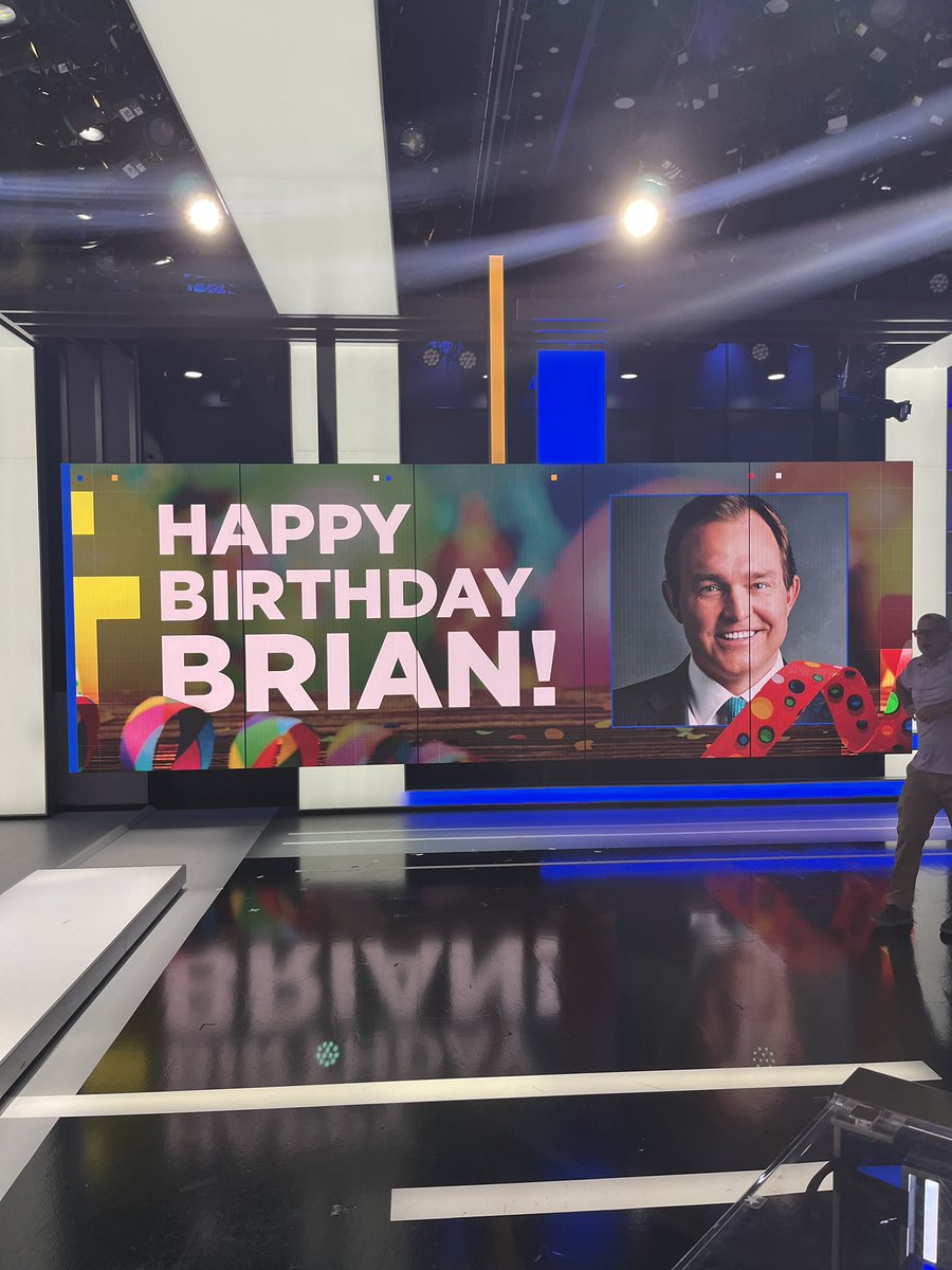 Brian Sullivan on Twitter: "I love my @LastCallCNBC team"