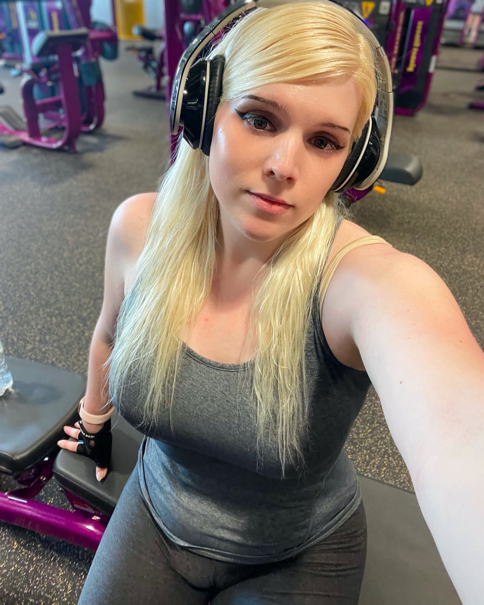 🏳️‍⚧️ Amanda Rae 🏳️‍⚧️ On Twitter Do You Like Trans Gym Girls 👀