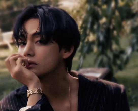 KPOPINA on Twitter: "التقارير تدّعي إصدار ڤي من #BTS البومه الاول كمُنفرد في الربع الثالث من هذا ...